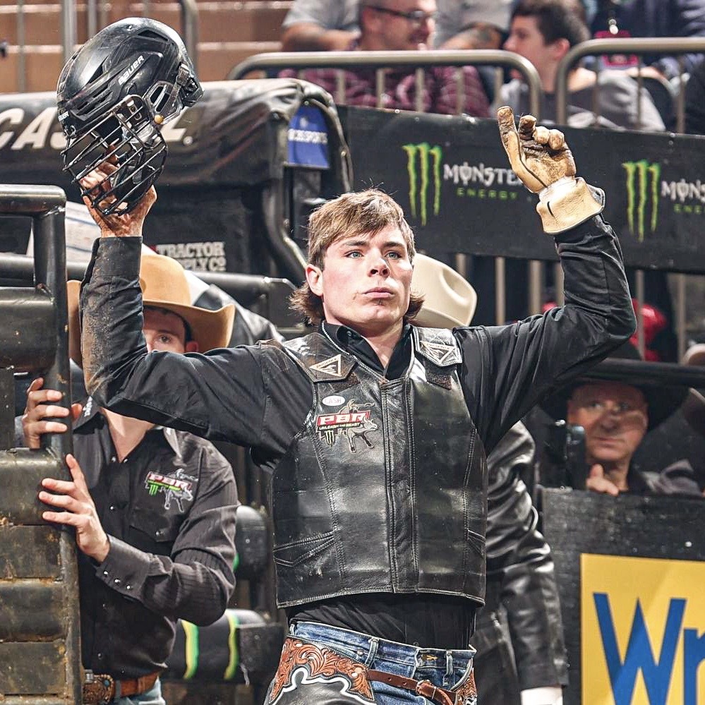 Austin Richardson Takes The PBR Unleash The Beast Event At Madison ...