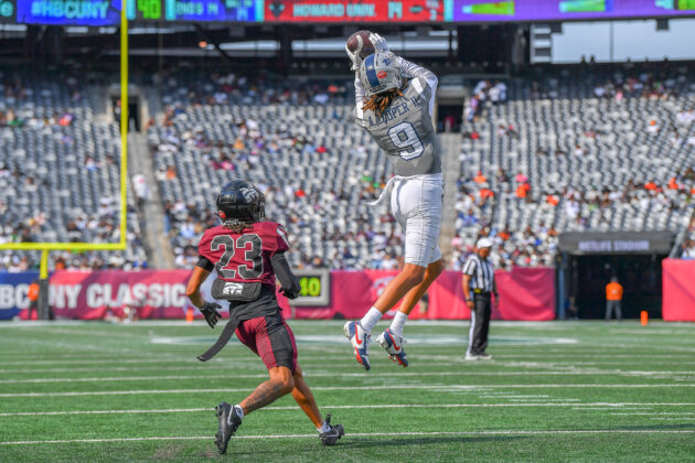 Howard Rolls Past Morehouse 38–10 In HBCU NY Classic Behind Starks’ MVP Performance | Four Point ...